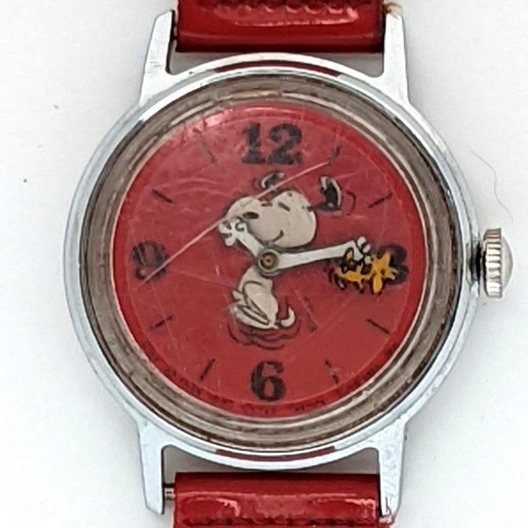 Timex Snoopy & Woodstock Character Watch 39015 02476 [1976] | Vintage Timex Watches