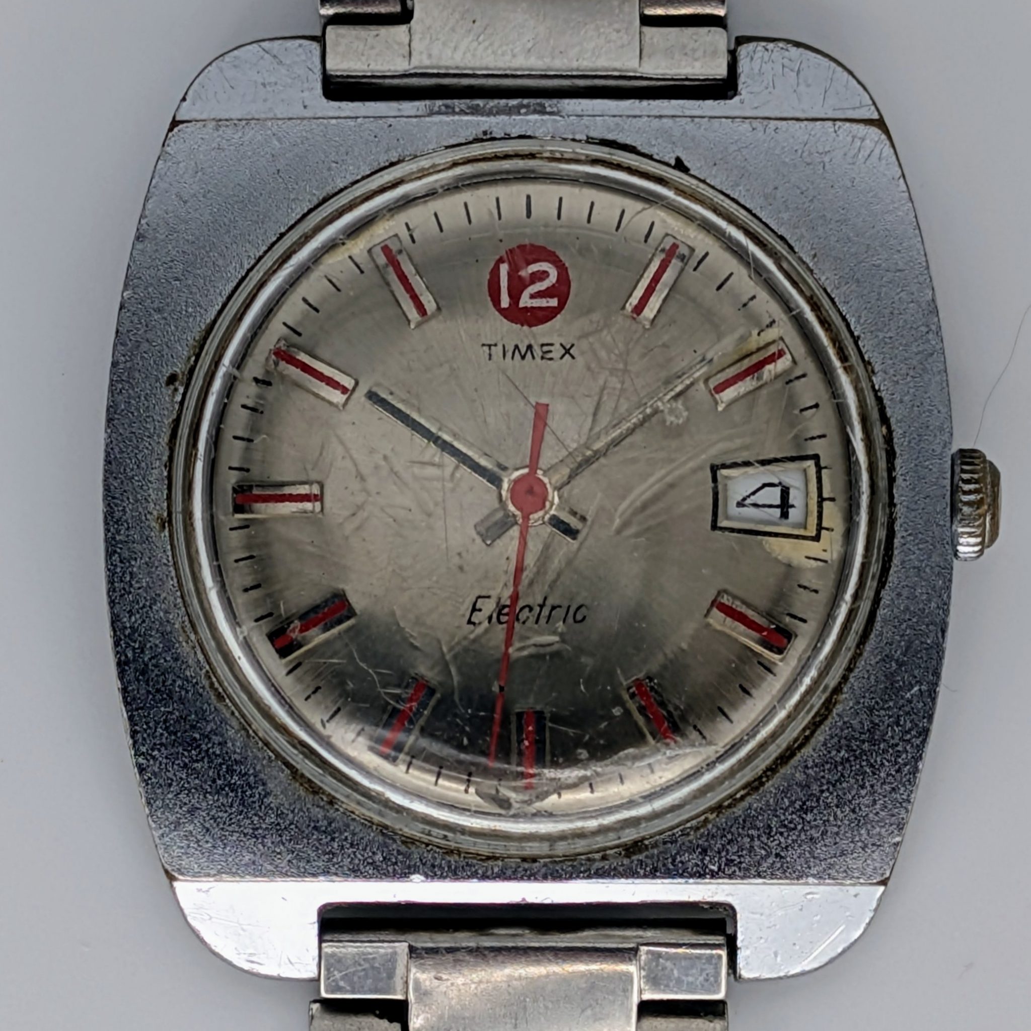 Timex Electric Calendar Watch 77651 4172 [1972] | Vintage Timex Watches